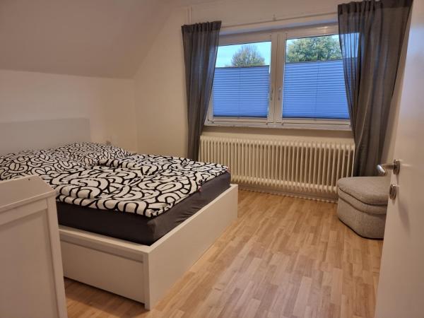 Gemütliches Doppelzimmer Mit Eigenem Bad In Flughafen Und Stadtnähe - Hamburg