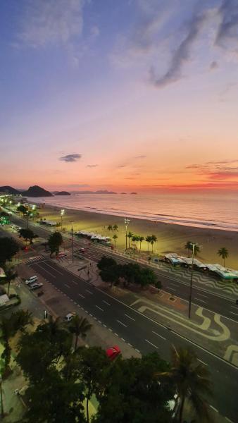 Lindo 4 Quartos Coppacabana Frente Mar - Rio de Janeiro