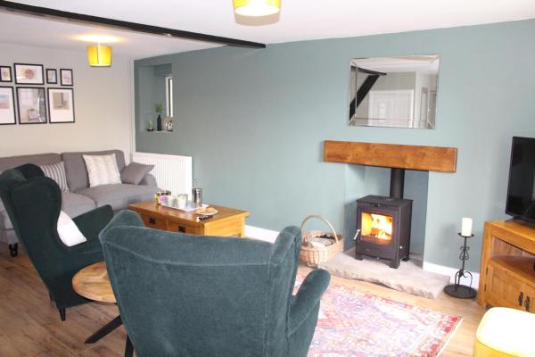 Cosy Cottage Full Of Charm - Forest of Dean