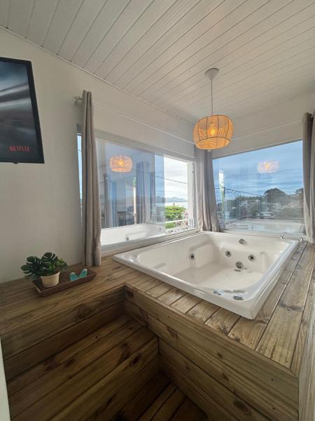 Jacuzzi Privativa E Vista Mar - Apto Tartaruga - Florianópolis