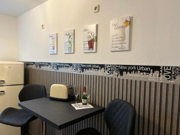 Gemütliches Apartment Mit Balkon Und Parkplatz Im Zentrum - Bayreuth