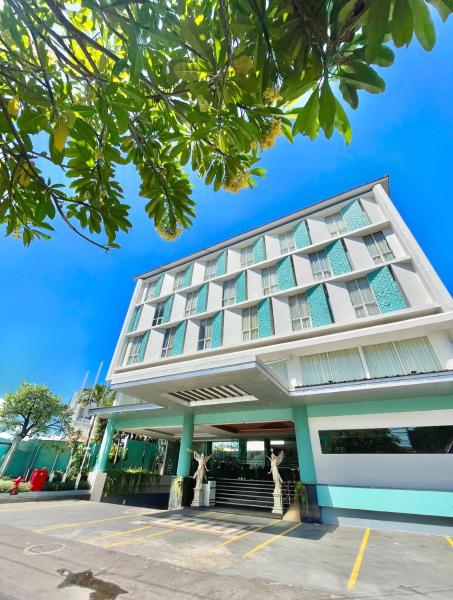 Luxury Malioboro Hotel - Yogyakarta