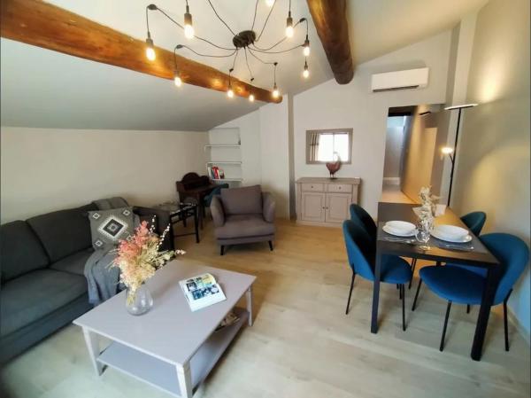 Appartement Duplex Centre Historique Avec Patio - Fontaine-de-Vaucluse