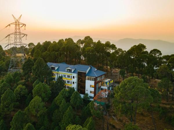 The Hosteller Lansdowne - Lansdowne