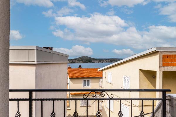 Apartman Ksenija Kat - Skradin