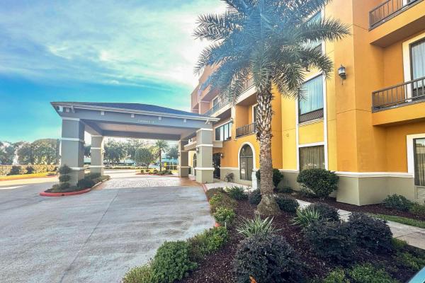 Comfort Suites Westchase Houston Energy Corridor - Sugar Land, TX