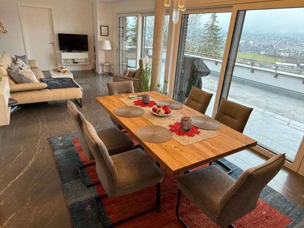 Ferienwohnung - Penthauswohnung Albblick, Traumhafter Ausblick, Ruhige Lage - Hechingen