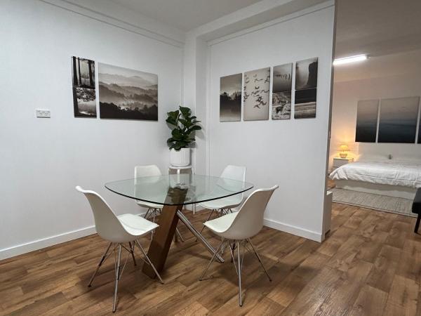 Como Beach Apartments - Mount Pleasant