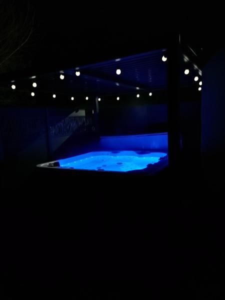 Gîte Avec Jacuzzi à 30min Du Puy Du Fou - Maine-et-Loire