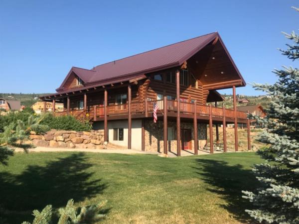 Bear Ridge Lodge, Sleeps 20 - 가든