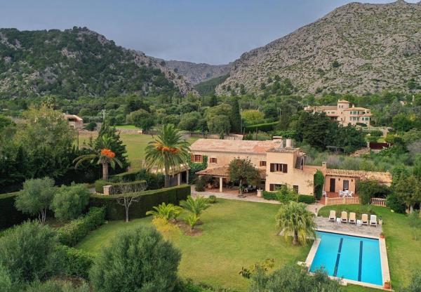 Traditional Villa Near The Town Of Pollensa By Renthousing - Pollença
