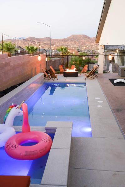 Game Room - Heated Pool & Spa - Fire Pit - Golf - Mesquite, NV