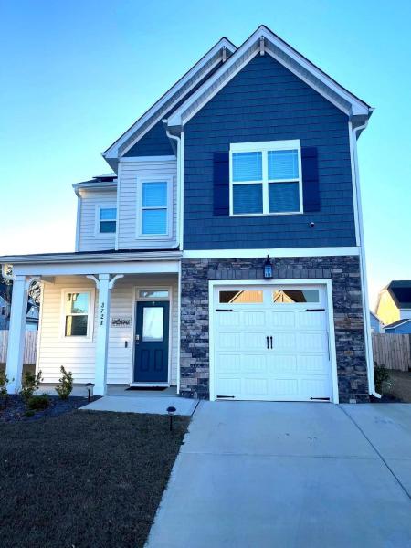Beautiful 3 Bedroom House - Clayton, NC