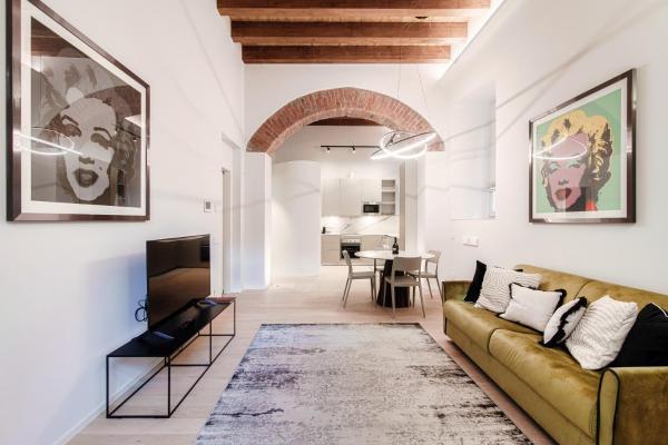 Mmm Palazzo Diaz - The House Of Travelers - Como