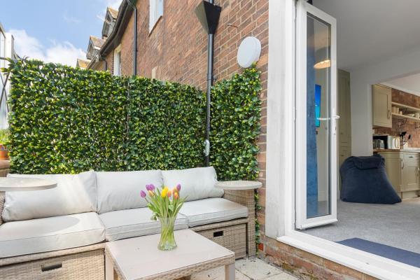 River Exe Hideaway - Balcony Over The River - Exeter