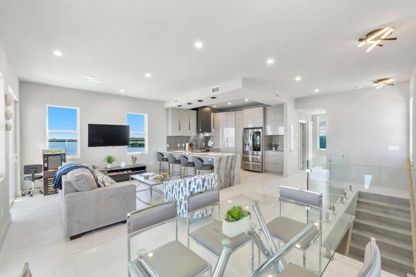 Key Largo Oceanfront Oasis With Pool And Hot Tub - Tavernier, FL