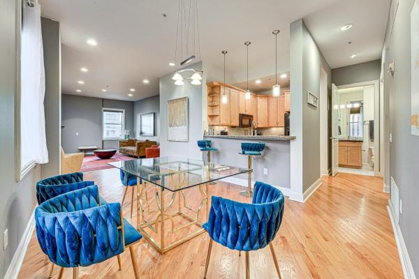 Heart Of Dtwn Omaha Historical Apt With Perks - Omaha, NE