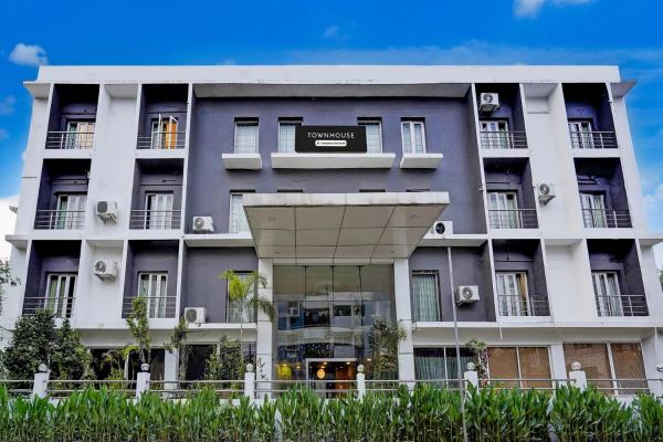 Super Townhouse Medavakkam Near Jayachandran - Chennai