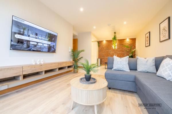 Belfast Quarters- 5th Floor Gem! - Belfast