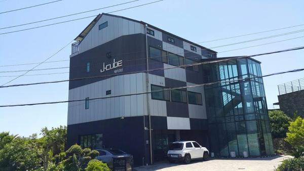 J Cube Home Stay N Pension - 濟州特別自治道