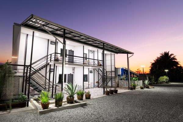 Maderla House - Pak Thong Chai District