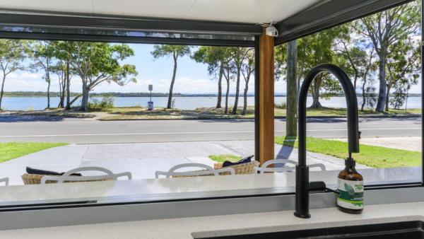 Bribie Beach Apartment - Brisbane