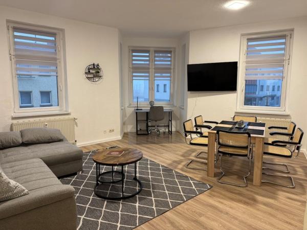 Gemütliche Wohnung Direkt Am Bahnhof Perfekte Lage - Bitterfeld-Wolfen