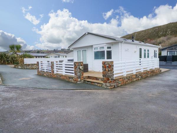Un Diwrnod One Day The Warren T22 - Abersoch