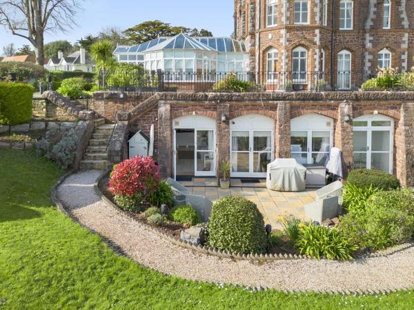Manor House Apartment 16 - Coastal Torquay Haven - Newton Abbot