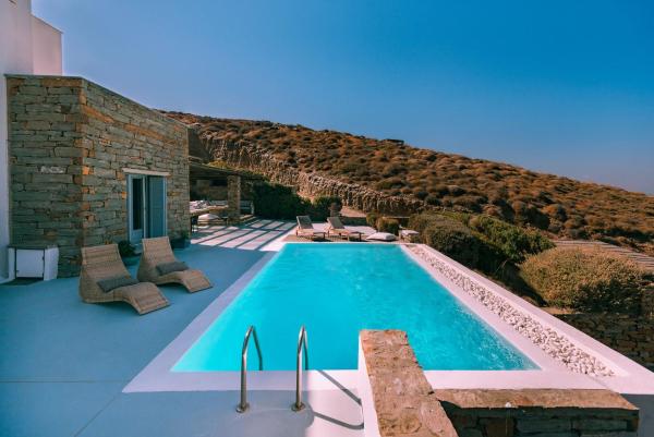 Luxury Villa Jomar With A Swimming Pool And Sea View, In The Area Of Otzia - Kea