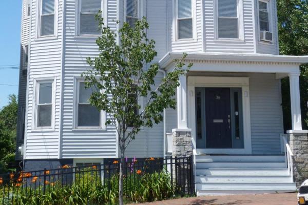 Peaceful Oasis On Munjoy Hill 1st Flr 3br Parking - Westbrook, ME