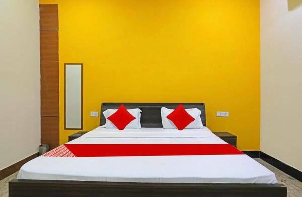 Hotel Mannu Grand - Kanpur