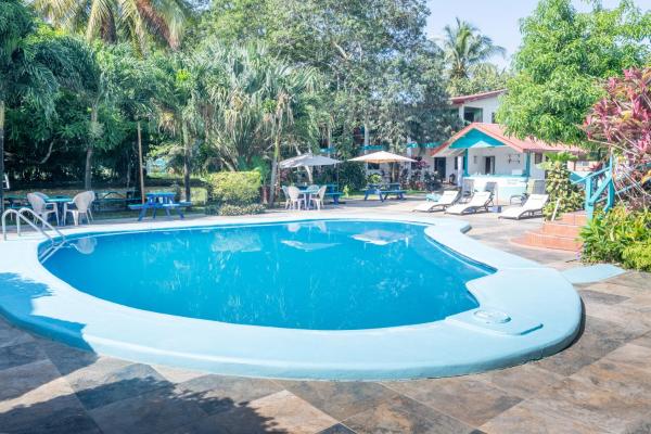 Family Friendly Rooms W Pool And Pond - Belize