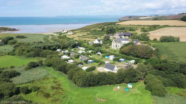 Camping De La Mer - Locronan