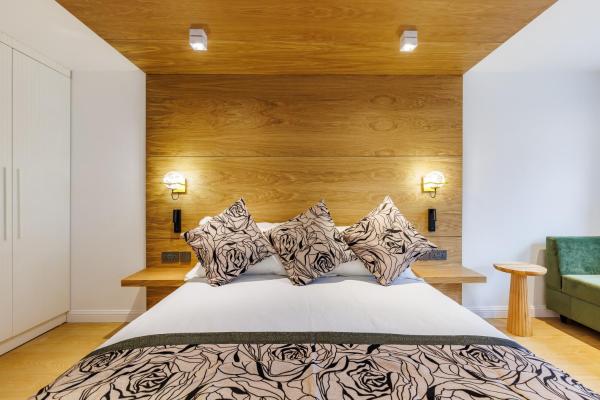 Rosemay Hotel Near London Heathrow Airport - Kingston upon Thames