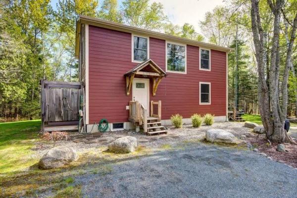 Acadia Lobsterman's Secret Cottage - Lamoine State Park, Lamoine