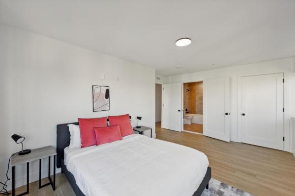 Market View Residence 604 I 2 Bedroom 2 Bathroom - Kennett Square, PA