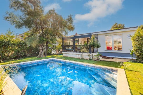 Jacaranda Cottage - Cres