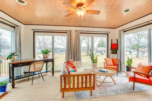 13 Mi To Arrowhead Stadium Blue Springs Home! - Independence, MO