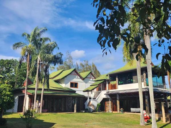 Phoenix Golf 10 Badroom Pool Villa - Rayong