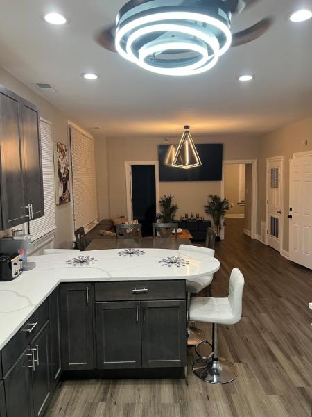 Chic Retreat - Riverdale - Chicago