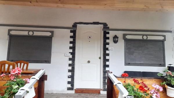 Charming House In Irañeta With Fenced Garden - Navarre