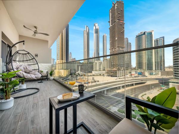 Chic 2br Near Dubai Mall & Burj L Canal & City View I 5 Pax - Dubai