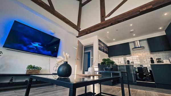 Urban View Apartment - Sleeps 6 - 