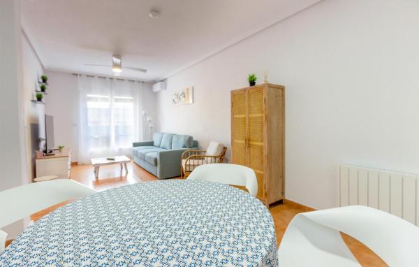 Awesome Apartment In Los Alcazares - Los Alcázares