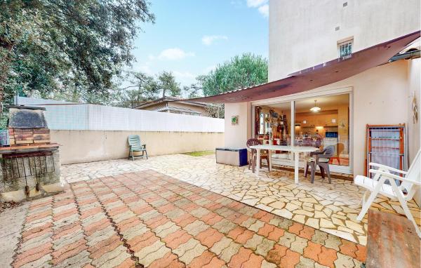 Nice Home In Saint-georges-de-didon - Meschers-sur-Gironde