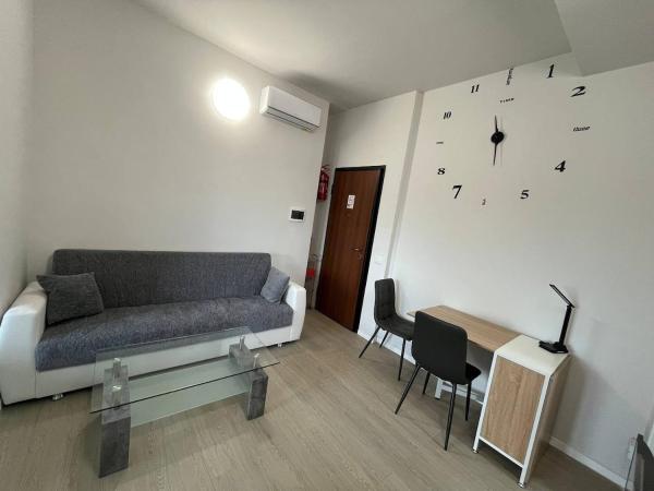Gaelle Voghera Apartment - Voghera