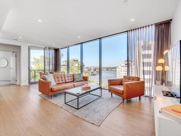 Lovely 2 Bedroom Executive Apartment - Ascot