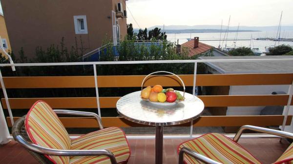 One-bedroom Apartment Malinska Near Sea 2 - Malinska