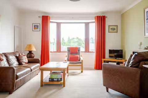 Number 5, Muirfield Court - Inverness